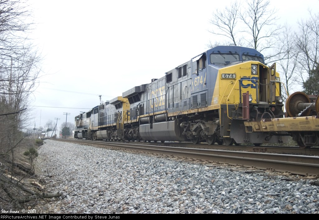 CSX 674 Q525